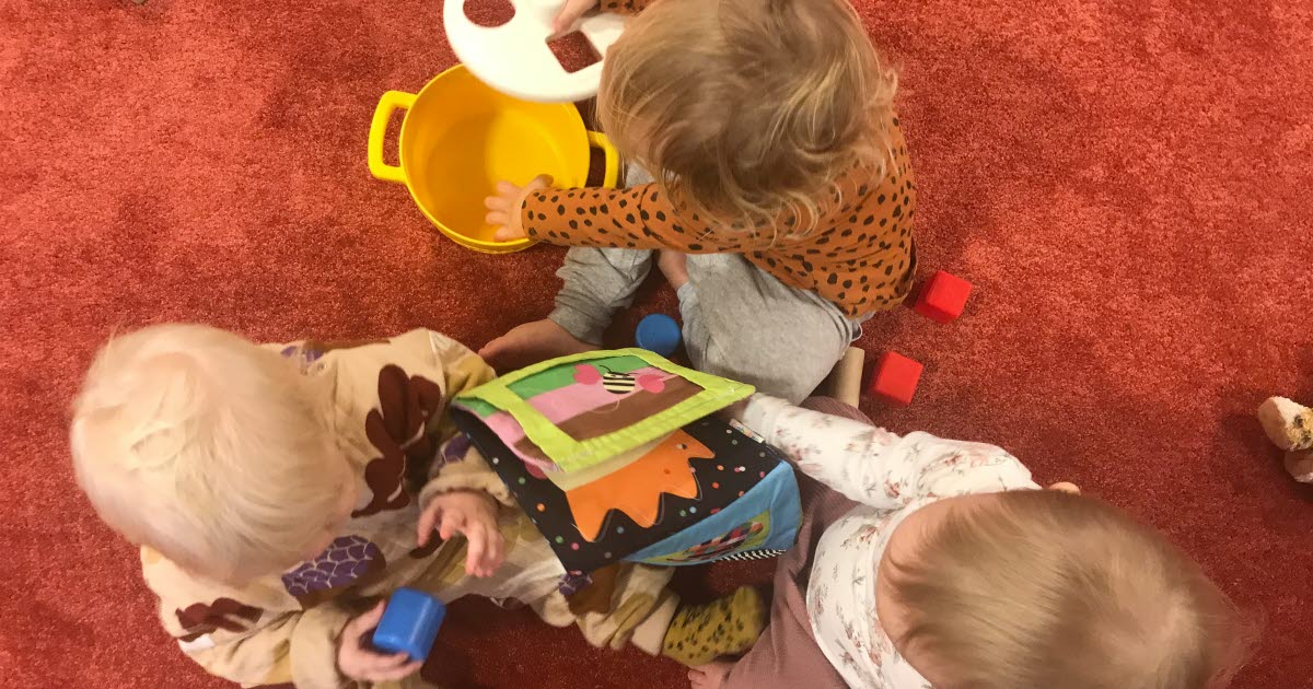 Öppna förskolan 50 år firas med tårtkalas - Vallentuna kommun